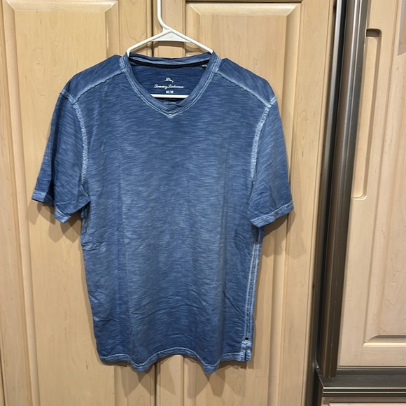 Tommy Bahama | Shirts | Tony Bahama Mens Vneck Short Sleeve Shirt ...